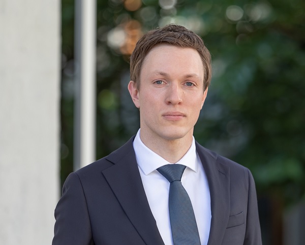 Attorney C. Feierabend - International Distribution Law